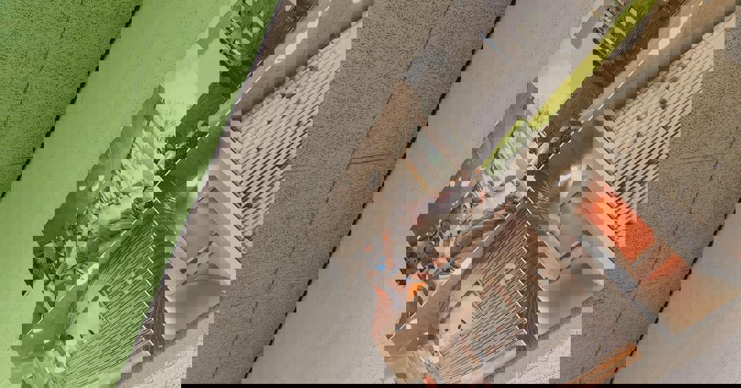 Absorption acoustique pour les plafonds ou les murs - facile à installer | Troldtekt® Plus